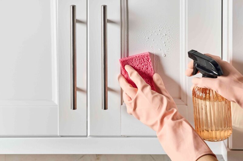 Fastest Way to Remove Grease Stains from Cabinets - Ukremb